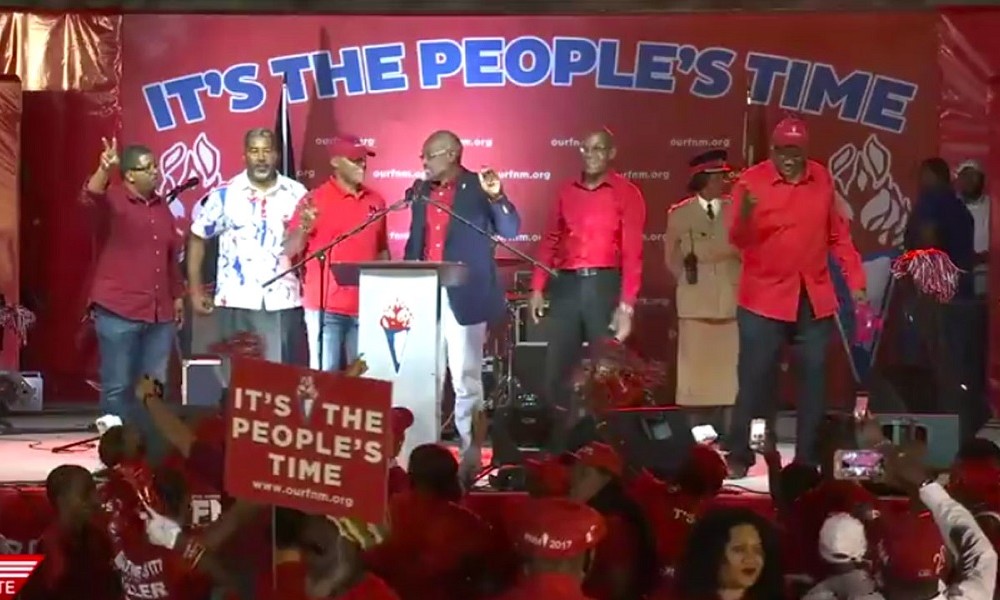 FNM draws massive crowd, Christie slammed for wasting billions ...