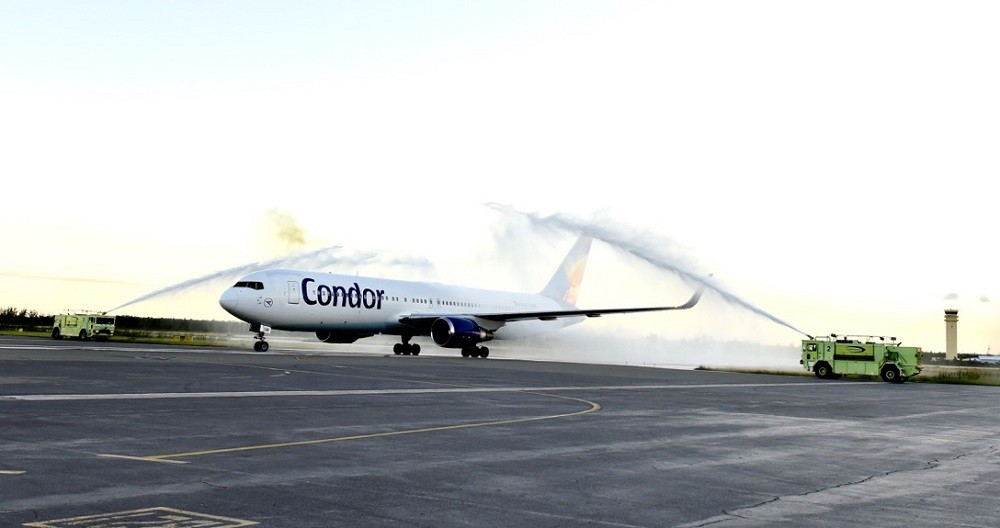 Condor Airlines Inaugural Flight From Germany Receives Bahamian Welcome ...