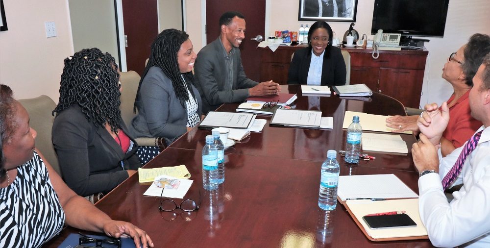 BAHAMAS: Minister Lanisha Rolle Meets with Her Youth, Sports and ...