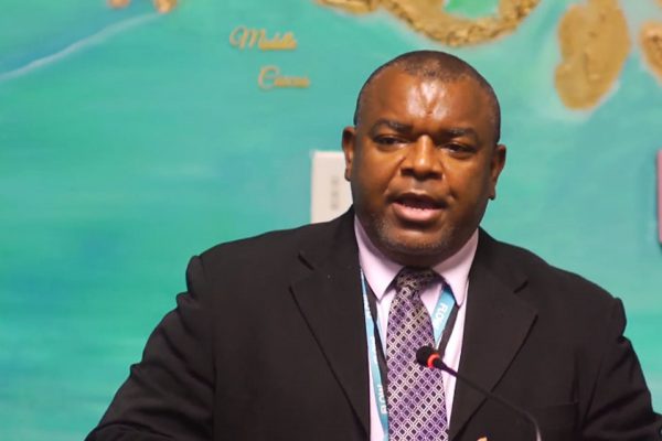 ‘Hybrid’ learning favoured; only 12 students will fit per class says ...