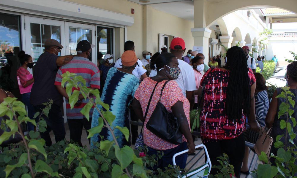 Door-buster turn out at Treasury Office for Stimulus cheques exposes ...