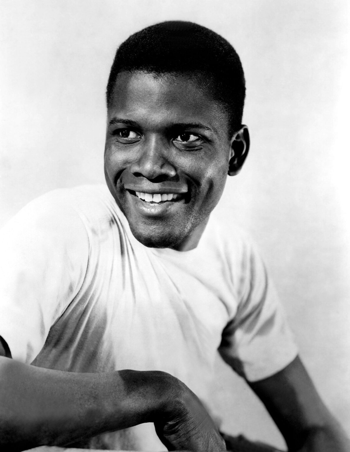 Meet Sir Sidney Poitier – Magnetic Media