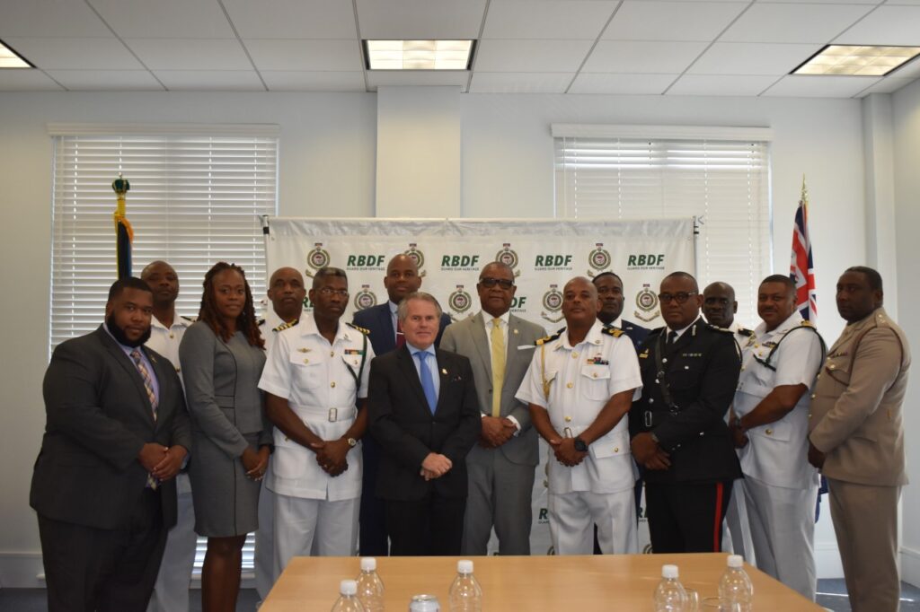 Governor and Premier make official visit to the Commonwealth of the ...