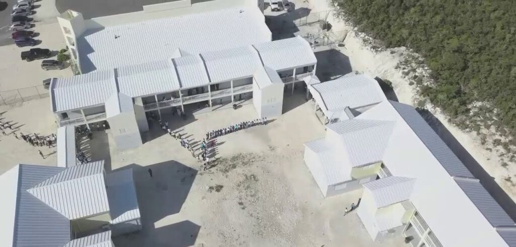 Marijuana causes LOCKDOWN at LOUISE GARLAND THOMAS High – Magnetic Media