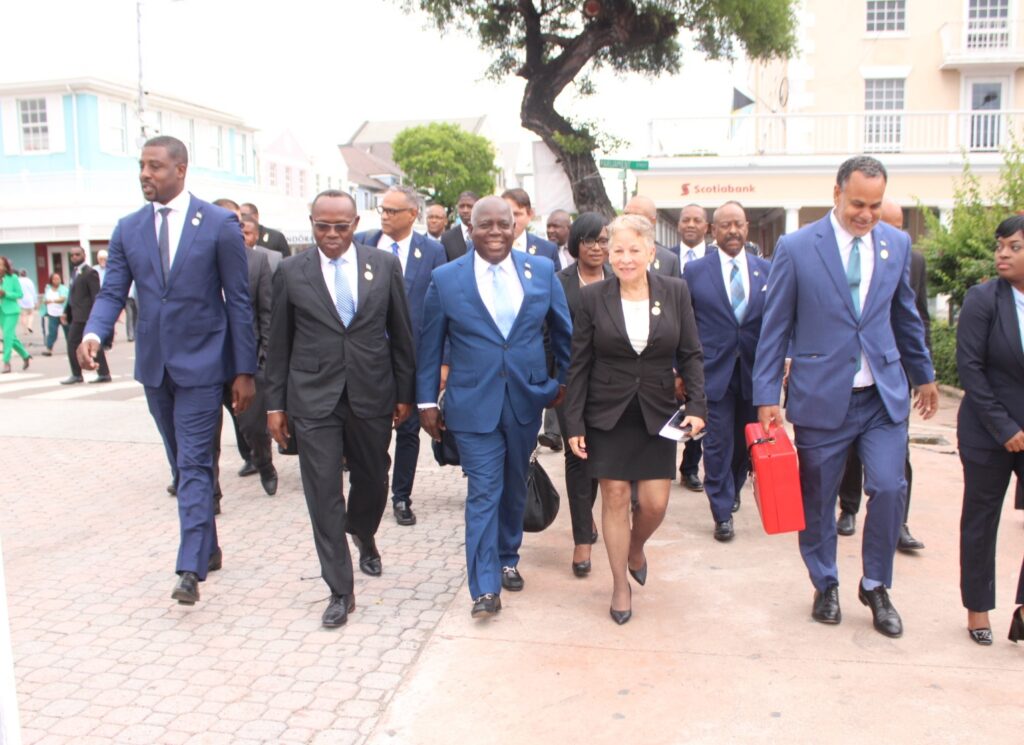 Dion Kevin Rigby and Donovan Hanna of Grand Bahama wanted for murder ...