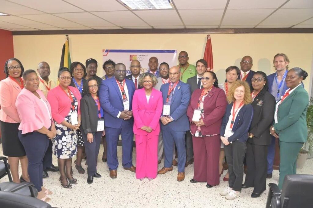 INTERSPACE AIRPORT ADVERTISING COMPANY REINTRODUCES STATE OF THE ART ...