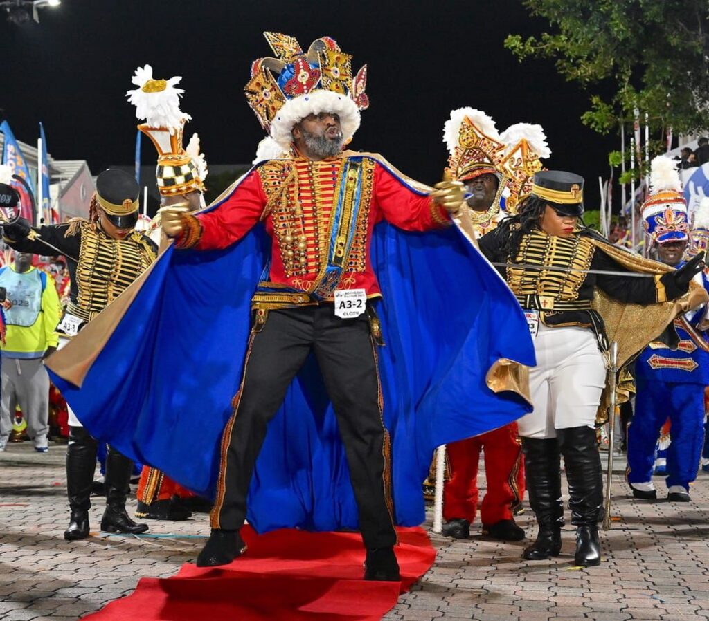 Saxons make spectacular comeback to be crowned at Boxing Day Parade ...