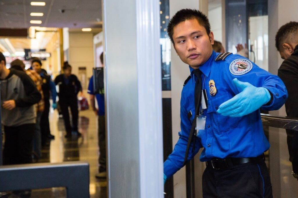 TSA Scraps Shoes-Off Rule at U.S. Airports – Magnetic Media